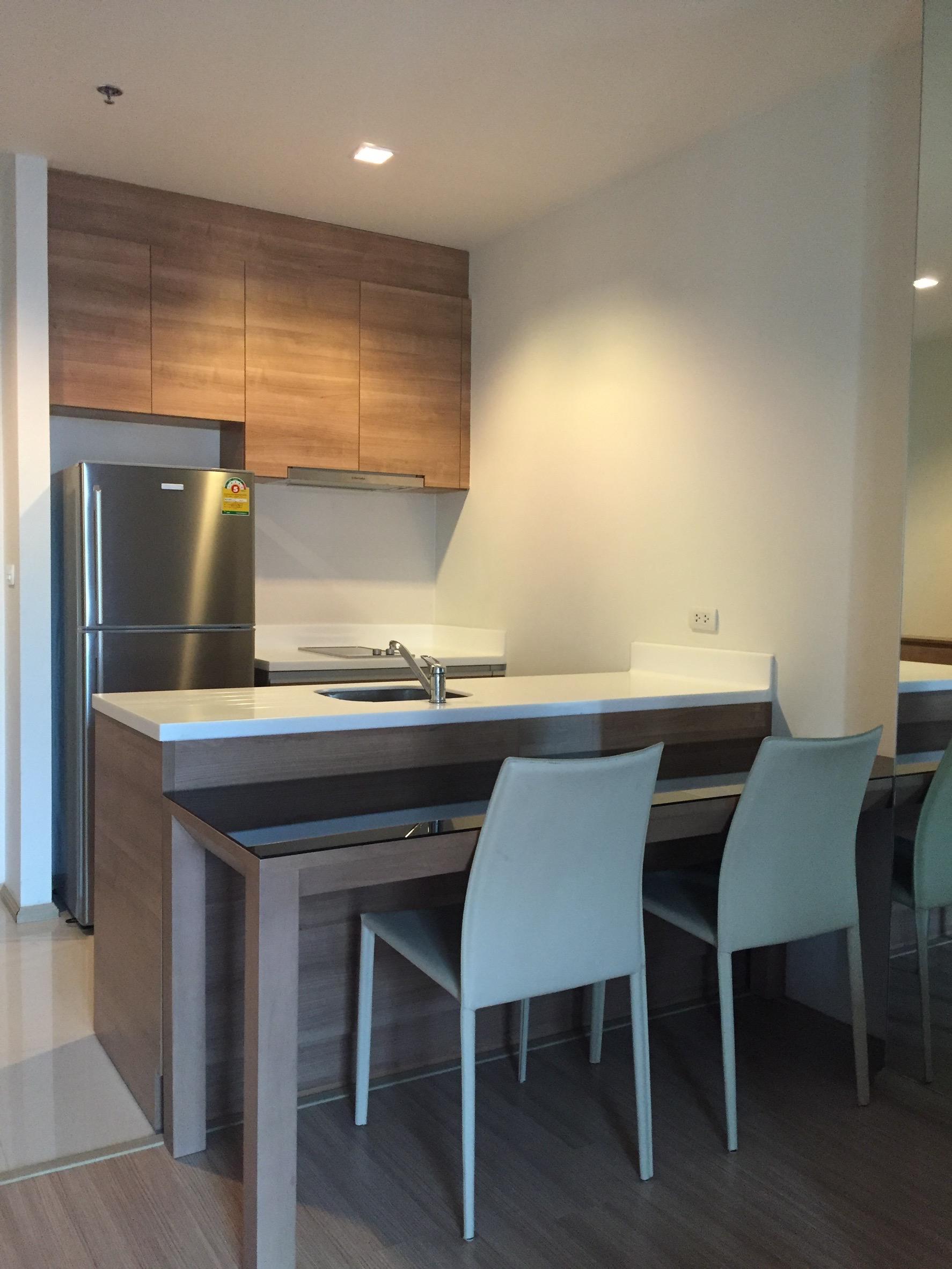 Rhythm Ratchada Condominium Ratchadaphisek MRT Station S15-41610 ...